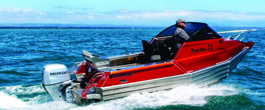 570 XC - DNA Boats