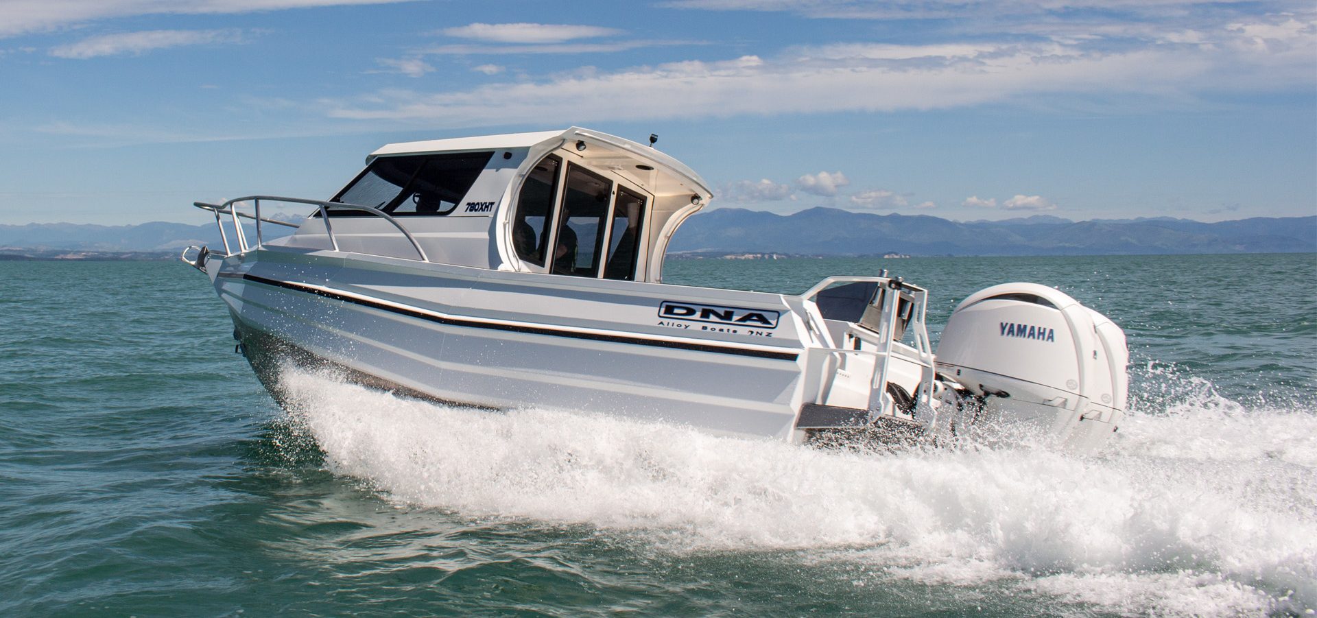 DNA 780XHT | DNA Boats